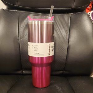 Stanley | Kitchen | Nwt New Stanley Quencher H2 Tumbler Hot Pink Ombre ...